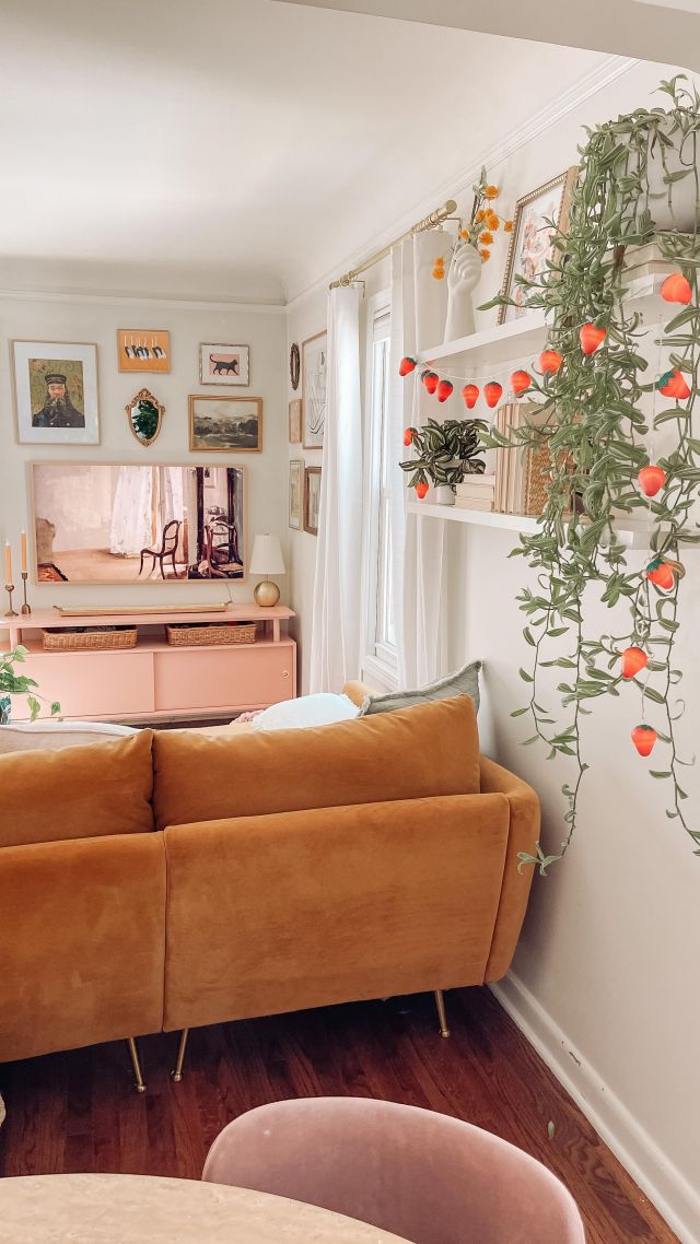 LINKS - Emily Welch Style